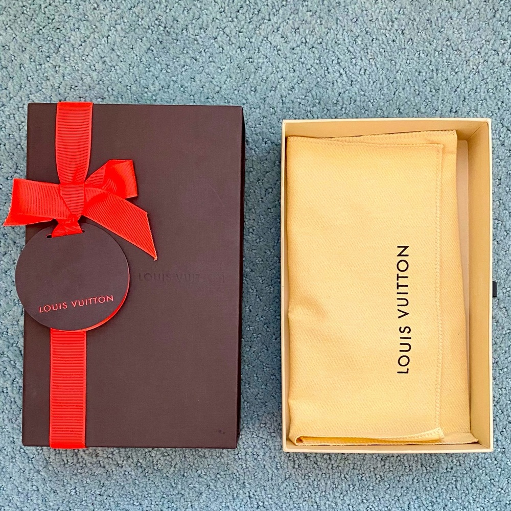 100% Authentic - Louis Vuitton Gift Box With Bright R… - Gem